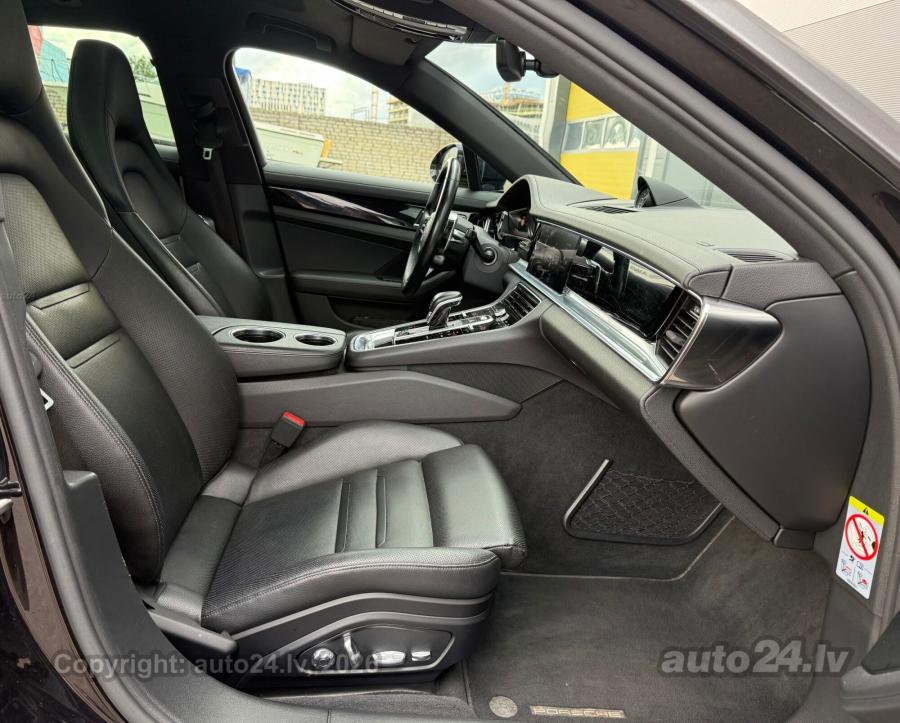 Pelēks Porsche Panamera 2018 Tallina, ar dzinēja tilpumu 2.90 L un nobraukumu 226 tūkst. km par 36900 €, foto 10 vietnē AUTOMOTO.COM.LV