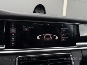 Pelēks Porsche Panamera 2018 Tallina, ar dzinēja tilpumu 2.90 L un nobraukumu 226 tūkst. km par 36900 €, foto 16 vietnē AUTOMOTO.COM.LV