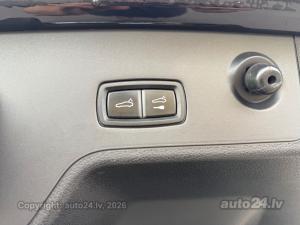 Pelēks Porsche Panamera 2018 Tallina, ar dzinēja tilpumu 2.90 L un nobraukumu 226 tūkst. km par 36900 €, foto 24 vietnē AUTOMOTO.COM.LV