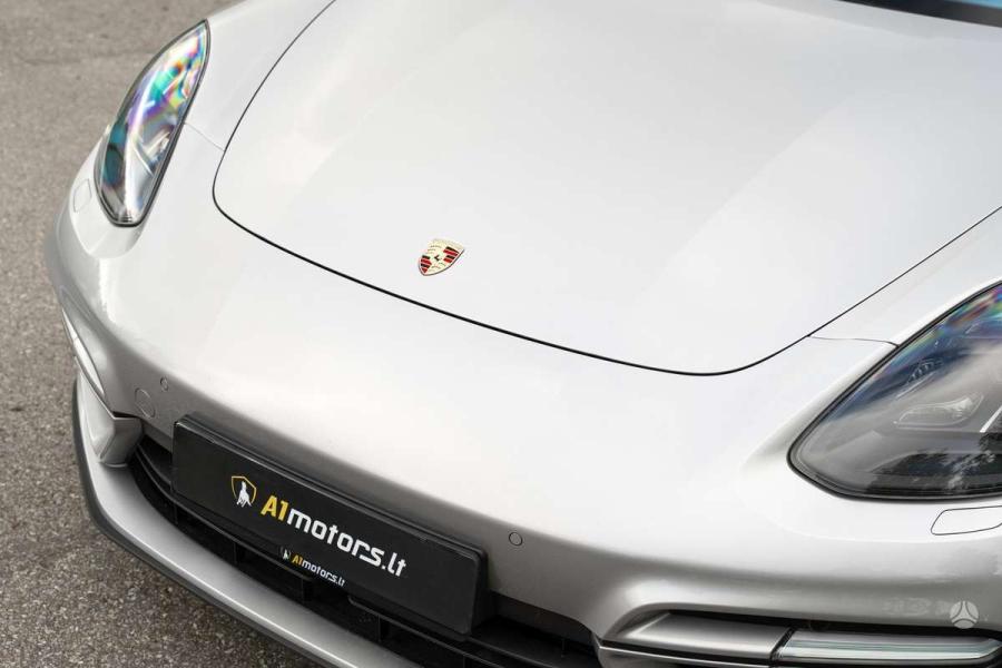 Серый Порше Панамера 2019 в Вильнюс, объемом двигателя 4.00 л и пробегом 78 тыс. км за 67950 €, фото 8 на AUTOMOTO.COM.LV