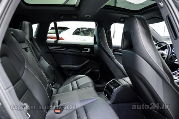 Grey Porsche Panamera 2020 in Tallinn, with an engine capacity of 2.90 L and mileage of 124 thousand km for 49900 €, photo 10 on AUTOMOTO.COM.LV