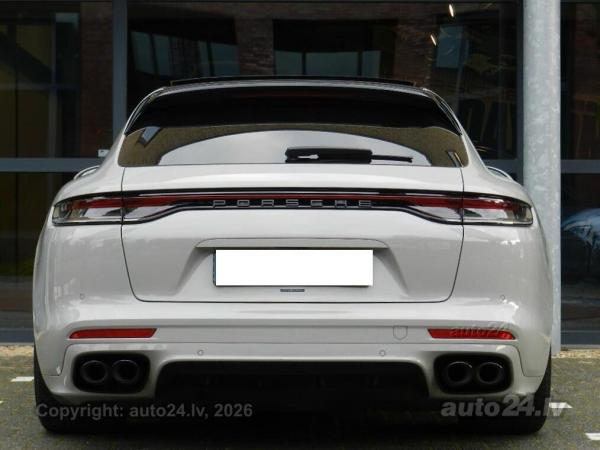 Grey Porsche Panamera 2021 in Tallinn, with an engine capacity of 2.90 L and mileage of 102 thousand km for 79400 €, photo 5 on AUTOMOTO.COM.LV