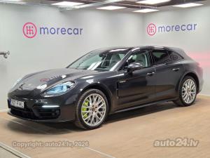 Grey Porsche Panamera 2021 in Tallinn, with an engine capacity of 2.90 L and mileage of 72 thousand km for 89900 €, photo 1 on AUTOMOTO.COM.LV