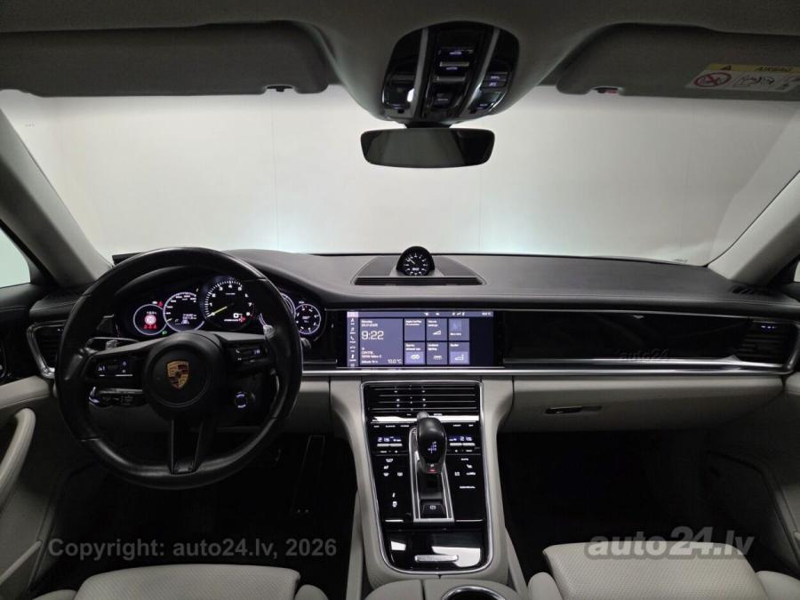Grey Porsche Panamera 2021 in Tallinn, with an engine capacity of 2.90 L and mileage of 72 thousand km for 89900 €, photo 8 on AUTOMOTO.COM.LV