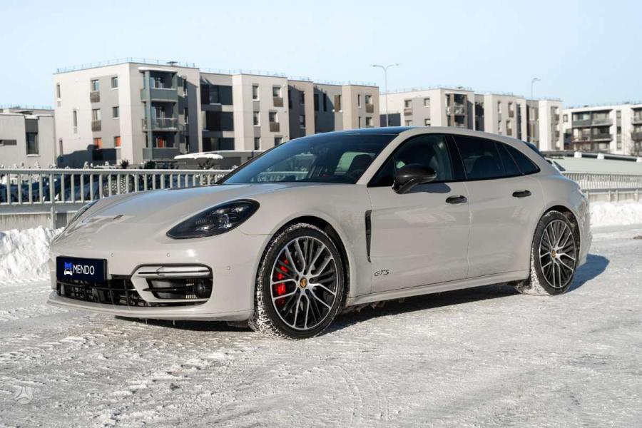 Pelēks Porsche Panamera 2022 Viļņa, ar dzinēja tilpumu 4.00 L un nobraukumu 78 tūkst. km par 104990 €, foto 1 vietnē AUTOMOTO.COM.LV