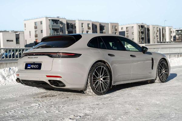 Pelēks Porsche Panamera 2022 Viļņa, ar dzinēja tilpumu 4.00 L un nobraukumu 78 tūkst. km par 104990 €, foto 5 vietnē AUTOMOTO.COM.LV