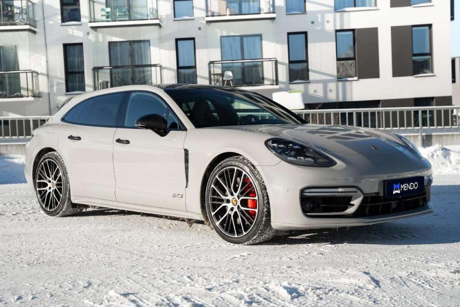 Grey Porsche Panamera 2022 in Vilnius, with an engine capacity of 4.00 L and mileage of 78 thousand km for 104990 €, photo 7 on AUTOMOTO.COM.LV