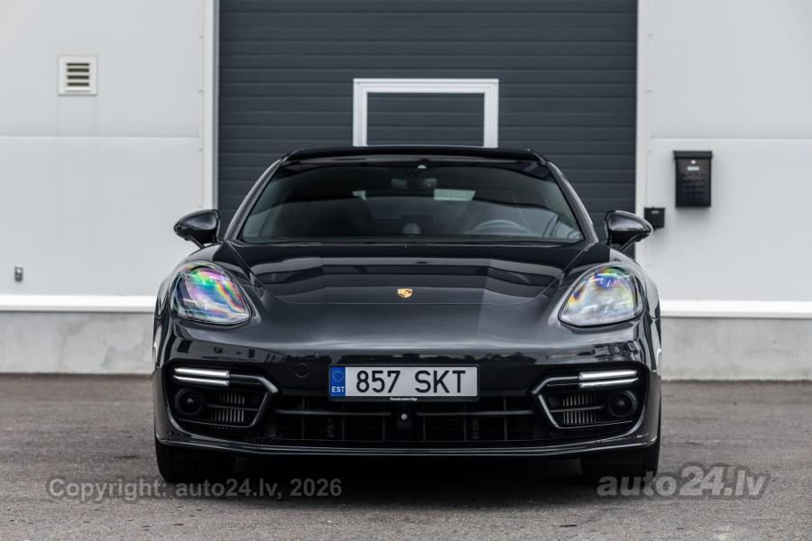 Pelēks Porsche Panamera 2024 Tallina, ar dzinēja tilpumu 2.90 L un nobraukumu 70 tūkst. km par 120000 €, foto 1 vietnē AUTOMOTO.COM.LV