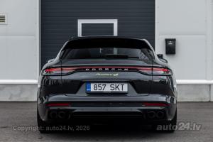 Pelēks Porsche Panamera 2024 Tallina, ar dzinēja tilpumu 2.90 L un nobraukumu 70 tūkst. km par 120000 €, foto 6 vietnē AUTOMOTO.COM.LV