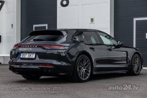 Pelēks Porsche Panamera 2024 Tallina, ar dzinēja tilpumu 2.90 L un nobraukumu 70 tūkst. km par 120000 €, foto 7 vietnē AUTOMOTO.COM.LV