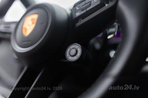 Pelēks Porsche Panamera 2024 Tallina, ar dzinēja tilpumu 2.90 L un nobraukumu 70 tūkst. km par 120000 €, foto 27 vietnē AUTOMOTO.COM.LV