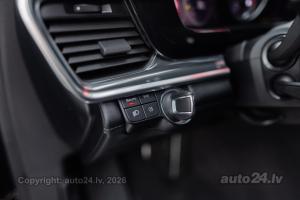 Pelēks Porsche Panamera 2024 Tallina, ar dzinēja tilpumu 2.90 L un nobraukumu 70 tūkst. km par 120000 €, foto 28 vietnē AUTOMOTO.COM.LV