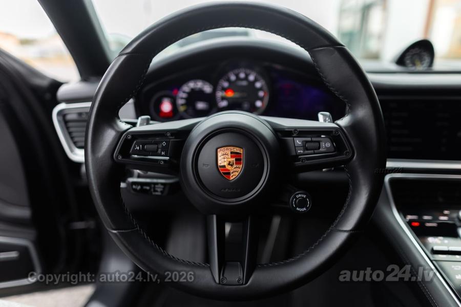 Pelēks Porsche Panamera 2024 Tallina, ar dzinēja tilpumu 2.90 L un nobraukumu 70 tūkst. km par 120000 €, foto 31 vietnē AUTOMOTO.COM.LV