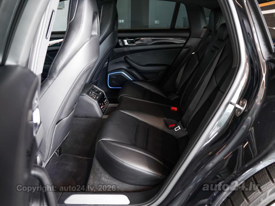 Grey Porsche Panamera 2024 in Tallinn, with an engine capacity of 2.90 L and mileage of 73 thousand km for 122900 €, photo 16 on AUTOMOTO.COM.LV