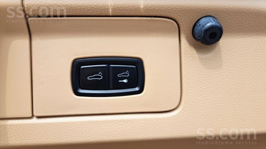 Porsche Panamera 2012 Rīga, ar dzinēja tilpumu 3.00 L un nobraukumu 254 tūkst. km par 18900 €, foto 25 vietnē AUTOMOTO.COM.LV