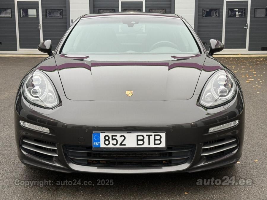 Porsche Panamera 2013 in Tallinn, with an engine capacity of 3.00 L and mileage of 164 thousand km for 23799 €, photo 5 on AUTOMOTO.COM.LV