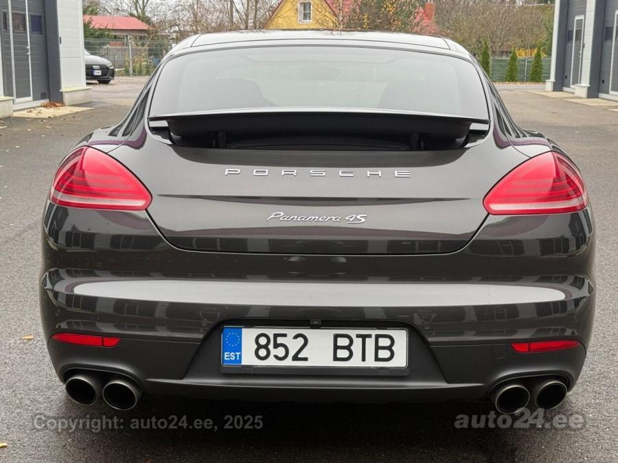 Porsche Panamera 2013 in Tallinn, with an engine capacity of 3.00 L and mileage of 164 thousand km for 23799 €, photo 7 on AUTOMOTO.COM.LV
