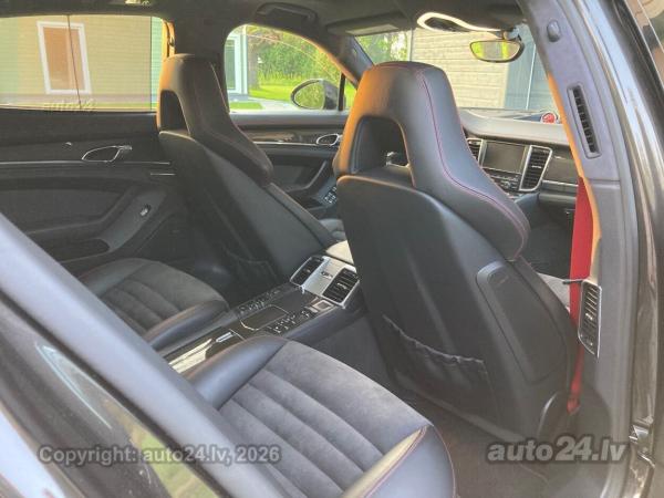 Porsche Panamera 2013 in Haapsalu, with an engine capacity of 4.80 L and mileage of 132 thousand km for 29500 €, photo 9 on AUTOMOTO.COM.LV