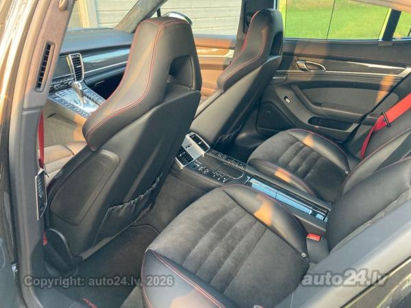 Porsche Panamera 2013 in Haapsalu, with an engine capacity of 4.80 L and mileage of 132 thousand km for 29500 €, photo 10 on AUTOMOTO.COM.LV