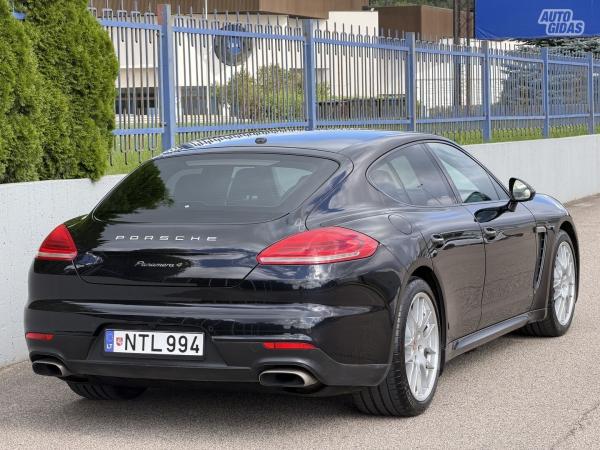 Porsche Panamera 2014 in Vilnius, with an engine capacity of 3.60 L and mileage of 176 thousand km for 20000 €, photo 5 on AUTOMOTO.COM.LV