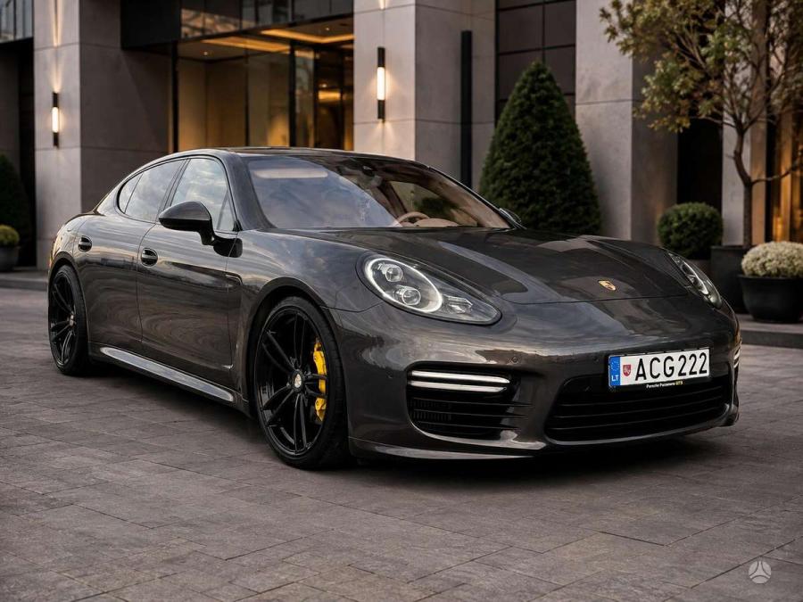 Porsche Panamera 2014 in Marijampole, with an engine capacity of 2.97 L and mileage of 159 thousand km for 27900 €, photo 1 on AUTOMOTO.COM.LV