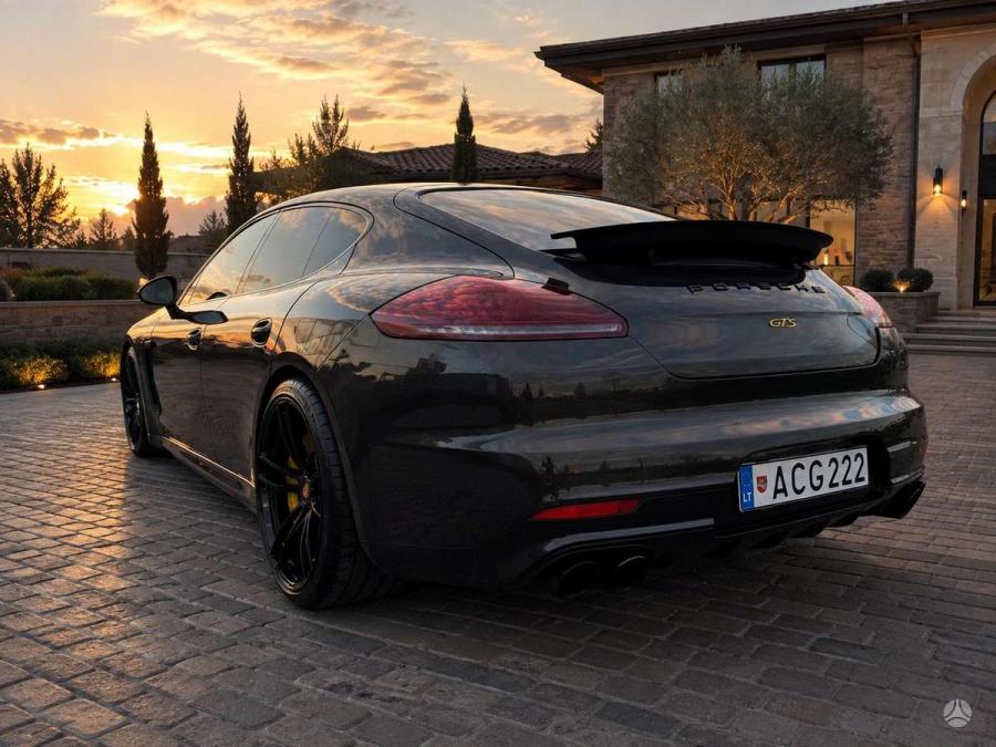 Porsche Panamera 2014 in Marijampole, with an engine capacity of 2.97 L and mileage of 159 thousand km for 27900 €, photo 7 on AUTOMOTO.COM.LV