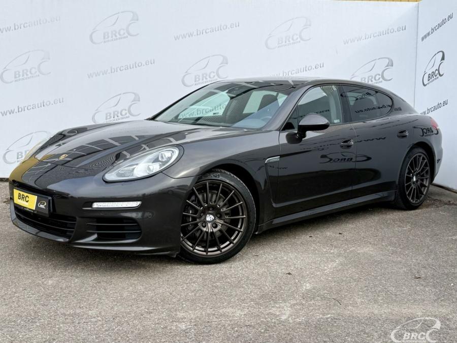 Porsche Panamera 2015 in Klaipeda, with an engine capacity of 2.97 L and mileage of 100 thousand km for 34000 €, photo 1 on AUTOMOTO.COM.LV