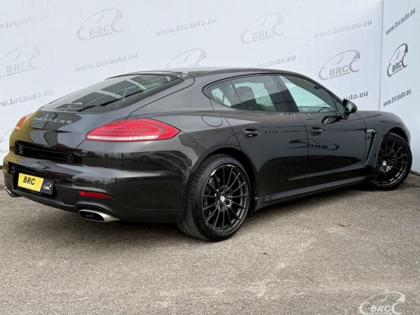 Porsche Panamera 2015 in Klaipeda, with an engine capacity of 2.97 L and mileage of 100 thousand km for 34000 €, photo 2 on AUTOMOTO.COM.LV