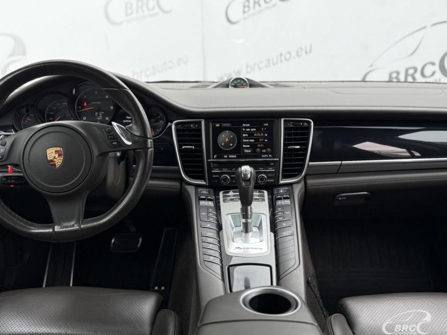 Porsche Panamera 2015 in Klaipeda, with an engine capacity of 2.97 L and mileage of 100 thousand km for 34000 €, photo 4 on AUTOMOTO.COM.LV