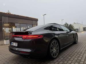 Porsche Panamera 2017 in Kaunas, with an engine capacity of 2.89 L and mileage of 200 thousand km for 37500 €, photo  on AUTOMOTO.COM.LV