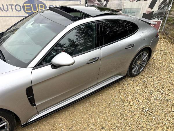Porsche Panamera 2017 in Kaunas, with an engine capacity of 2.89 L and mileage of 102 thousand km for 51500 €, photo 5 on AUTOMOTO.COM.LV