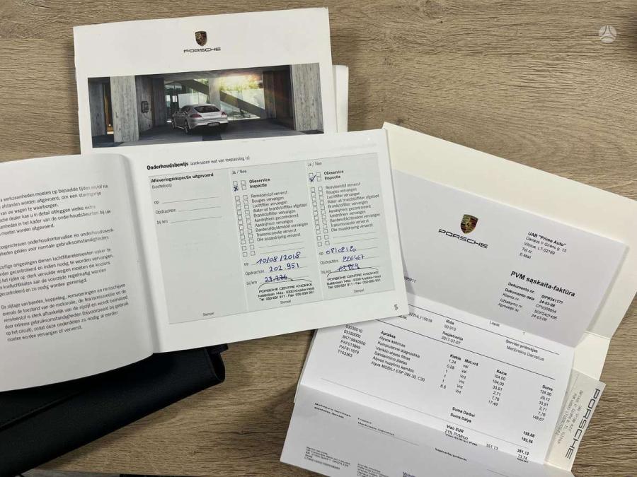 Porsche Panamera 2017 in Kaunas, with an engine capacity of 2.89 L and mileage of 102 thousand km for 51500 €, photo 20 on AUTOMOTO.COM.LV