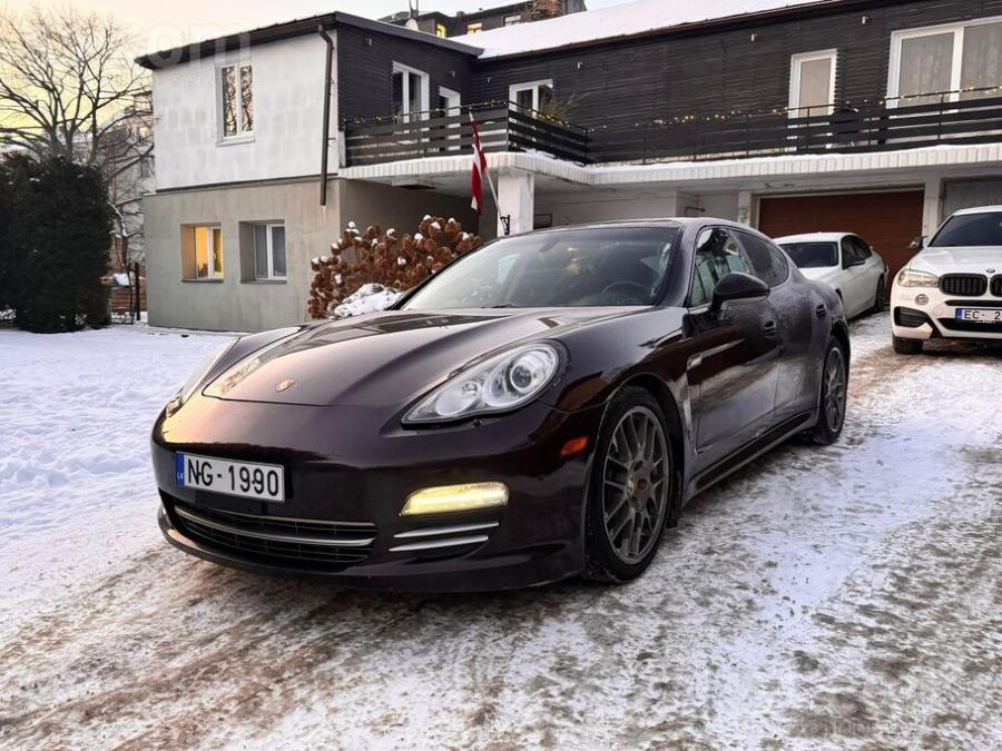 Sarkans Porsche Panamera 2013 Rīga, ar dzinēja tilpumu 3.60 L un nobraukumu 136 tūkst. km par 20000 €, foto 1 vietnē AUTOMOTO.COM.LV