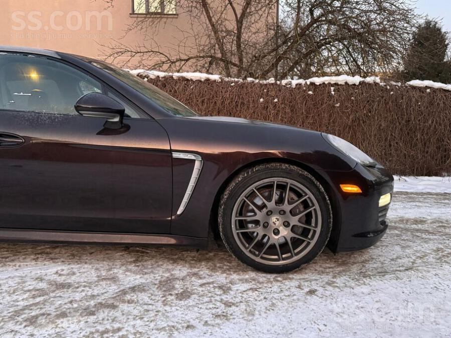 Sarkans Porsche Panamera 2013 Rīga, ar dzinēja tilpumu 3.60 L un nobraukumu 136 tūkst. km par 20000 €, foto 7 vietnē AUTOMOTO.COM.LV