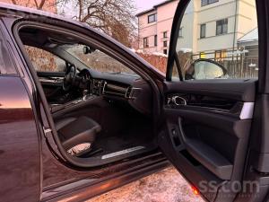 Sarkans Porsche Panamera 2013 Rīga, ar dzinēja tilpumu 3.60 L un nobraukumu 136 tūkst. km par 20000 €, foto 9 vietnē AUTOMOTO.COM.LV