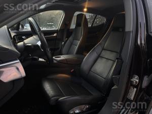 Sarkans Porsche Panamera 2013 Rīga, ar dzinēja tilpumu 3.60 L un nobraukumu 136 tūkst. km par 20000 €, foto 10 vietnē AUTOMOTO.COM.LV
