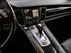 Sarkans Porsche Panamera 2013 Rīga, ar dzinēja tilpumu 3.60 L un nobraukumu 136 tūkst. km par 20000 €, foto 16 vietnē AUTOMOTO.COM.LV