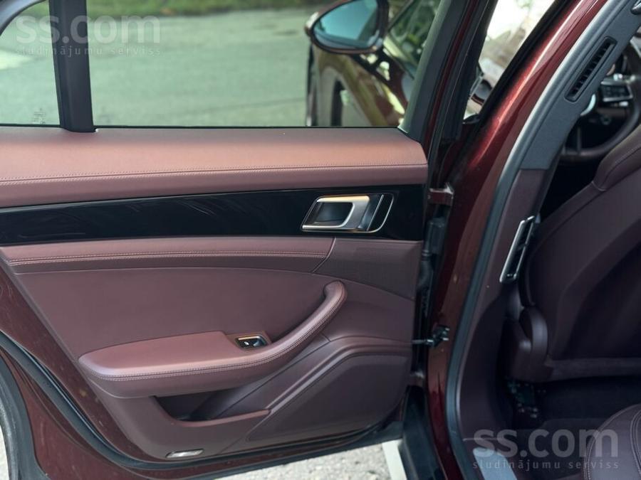 Sarkans Porsche Panamera 2021 Rīga, ar dzinēja tilpumu 2.90 L un nobraukumu 67 tūkst. km par 74900 €, foto 12 vietnē AUTOMOTO.COM.LV