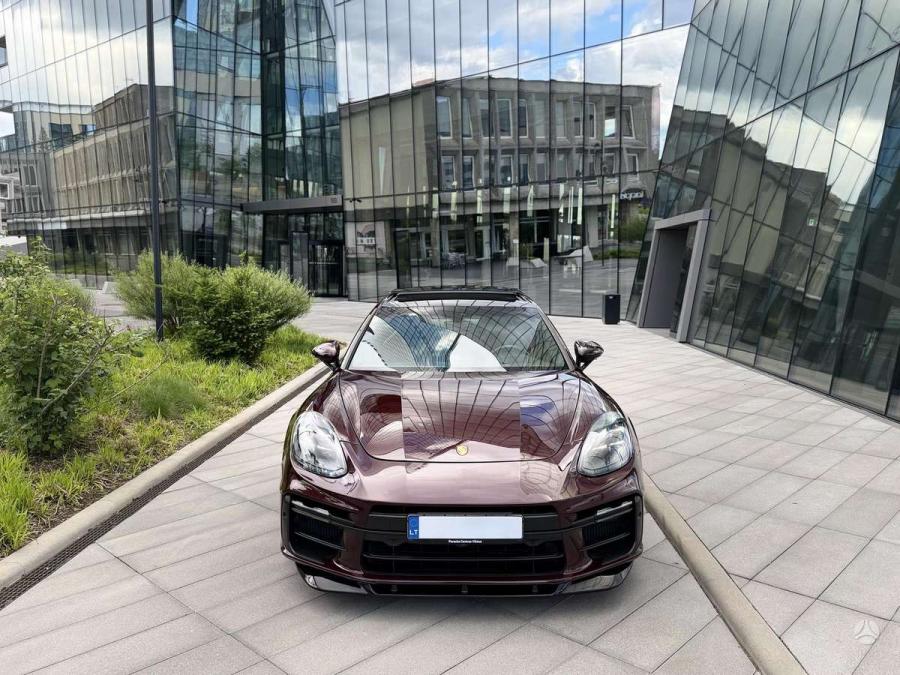 Sarkans Porsche Panamera 2021 Viļņa, ar dzinēja tilpumu 4.00 L un nobraukumu 37 tūkst. km par 62900 €, foto 4 vietnē AUTOMOTO.COM.LV