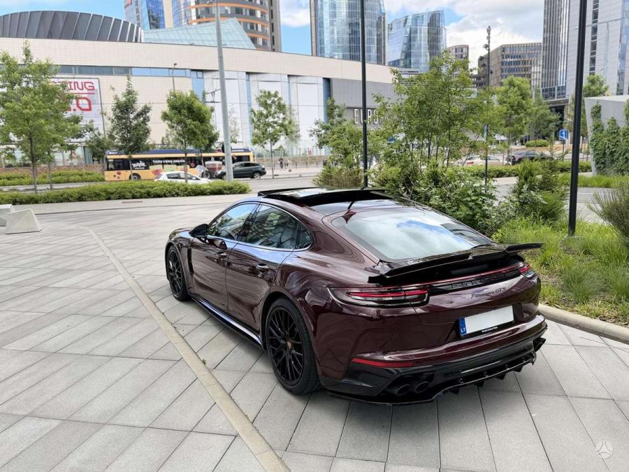 Sarkans Porsche Panamera 2021 Viļņa, ar dzinēja tilpumu 4.00 L un nobraukumu 37 tūkst. km par 62900 €, foto 6 vietnē AUTOMOTO.COM.LV