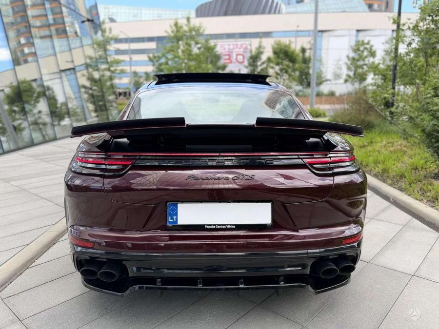 Sarkans Porsche Panamera 2021 Viļņa, ar dzinēja tilpumu 4.00 L un nobraukumu 37 tūkst. km par 62900 €, foto 10 vietnē AUTOMOTO.COM.LV