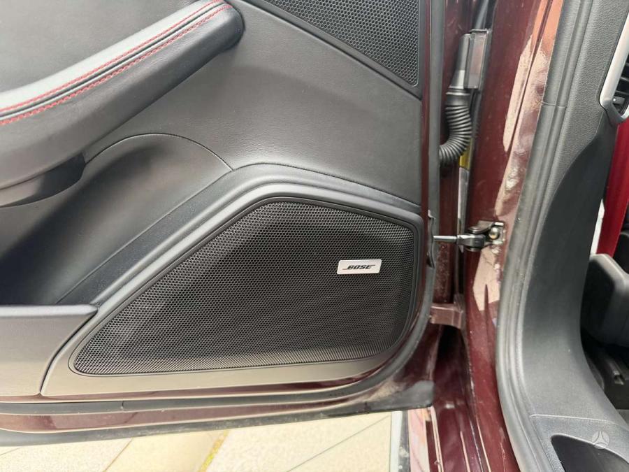 Sarkans Porsche Panamera 2021 Viļņa, ar dzinēja tilpumu 4.00 L un nobraukumu 37 tūkst. km par 62900 €, foto 16 vietnē AUTOMOTO.COM.LV