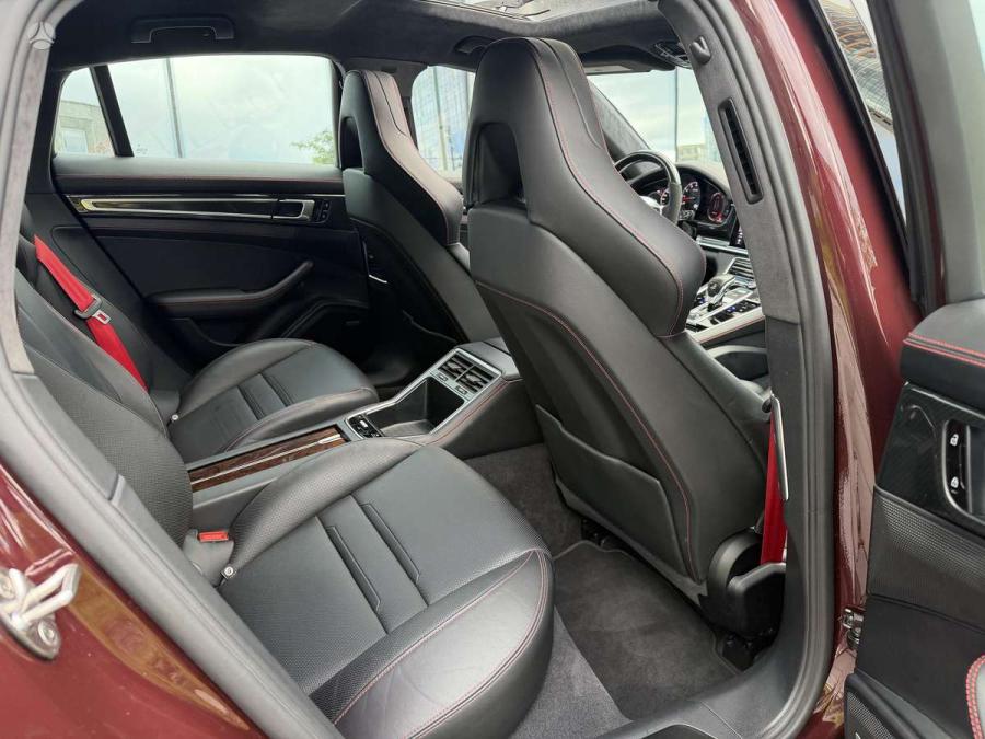 Sarkans Porsche Panamera 2021 Viļņa, ar dzinēja tilpumu 4.00 L un nobraukumu 37 tūkst. km par 62900 €, foto 21 vietnē AUTOMOTO.COM.LV