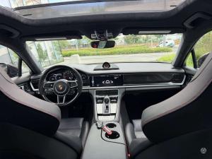 Sarkans Porsche Panamera 2021 Viļņa, ar dzinēja tilpumu 4.00 L un nobraukumu 37 tūkst. km par 62900 €, foto 27 vietnē AUTOMOTO.COM.LV