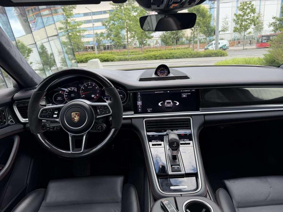Sarkans Porsche Panamera 2021 Viļņa, ar dzinēja tilpumu 4.00 L un nobraukumu 37 tūkst. km par 62900 €, foto 28 vietnē AUTOMOTO.COM.LV