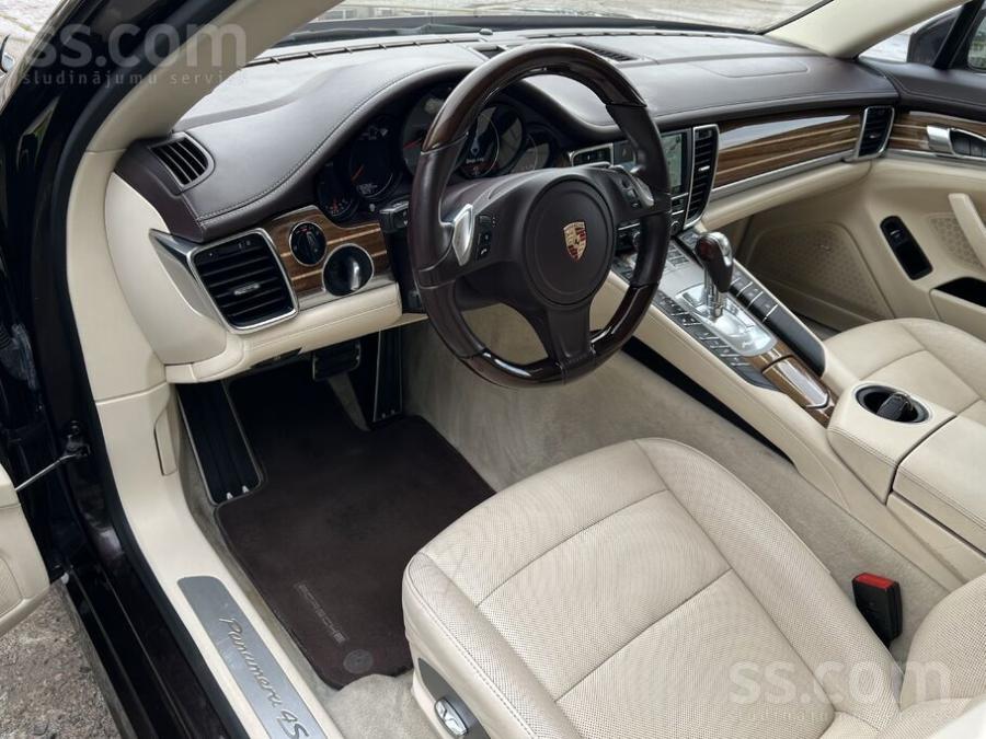 Sarkans Porsche Panamera 2013 Rīga, ar dzinēja tilpumu 3.00 L un nobraukumu 178 tūkst. km par 26500 €, foto 15 vietnē AUTOMOTO.COM.LV