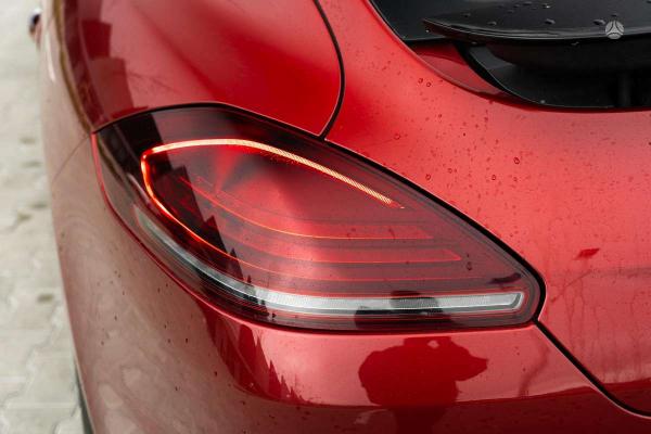 Sarkans Porsche Panamera 2014 Viļņa, ar dzinēja tilpumu 3.00 L un nobraukumu 104 tūkst. km par 23500 €, foto 7 vietnē AUTOMOTO.COM.LV