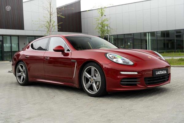 Sarkans Porsche Panamera 2014 Viļņa, ar dzinēja tilpumu 3.00 L un nobraukumu 104 tūkst. km par 23500 €, foto 10 vietnē AUTOMOTO.COM.LV