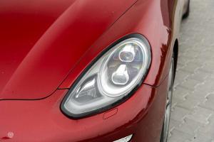 Sarkans Porsche Panamera 2014 Viļņa, ar dzinēja tilpumu 3.00 L un nobraukumu 104 tūkst. km par 23500 €, foto 13 vietnē AUTOMOTO.COM.LV