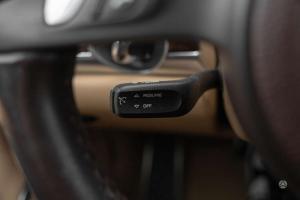 Sarkans Porsche Panamera 2014 Viļņa, ar dzinēja tilpumu 3.00 L un nobraukumu 104 tūkst. km par 23500 €, foto 28 vietnē AUTOMOTO.COM.LV
